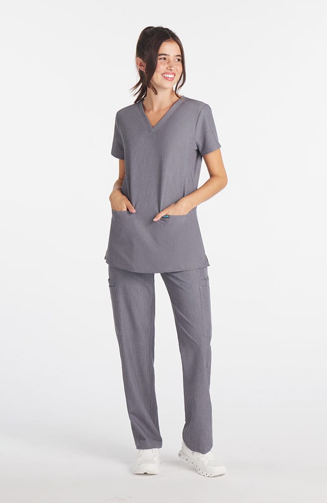 Echo 2-Pocket CORE Scrub Top Graphite | Dolan