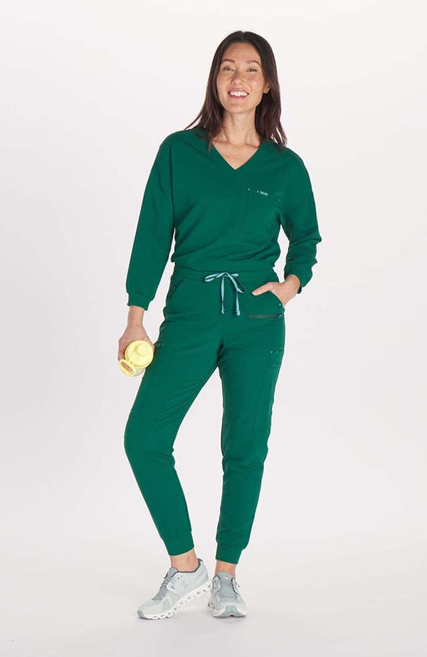 Alpine Dolman ¾ Sleeve 2-Pocket CORE Scrub Top Hunter Green | Dolan